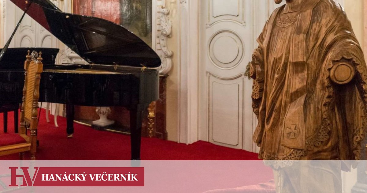 Mučedník Jan Sarkander se dočkal vlastní knihy | Hanácký Večerník ...